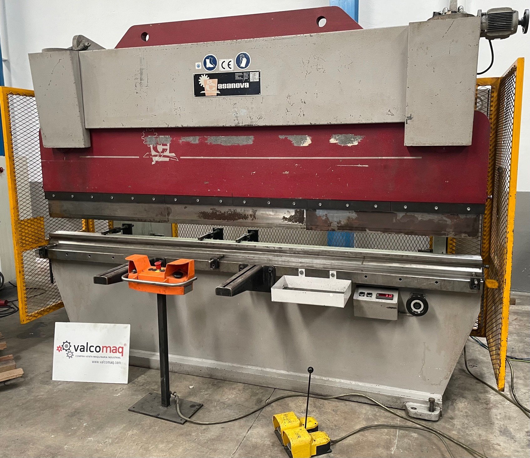Plegadora Hidraulica Casanova XC-07 de 3050mm x 130tns :: Maquinaria ...
