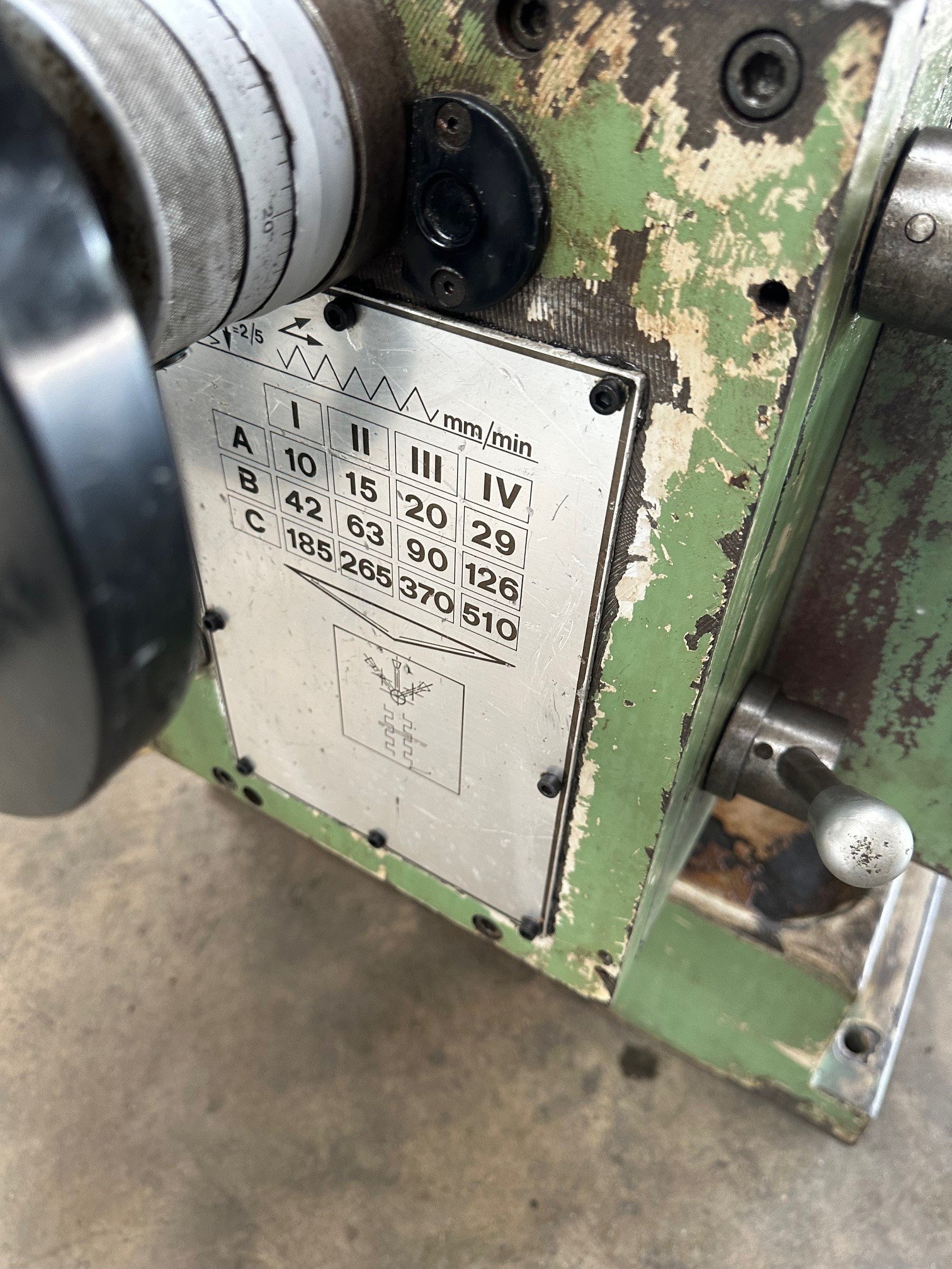 Fresadora universal MRF modelo 145,con visualizador de cotas ...