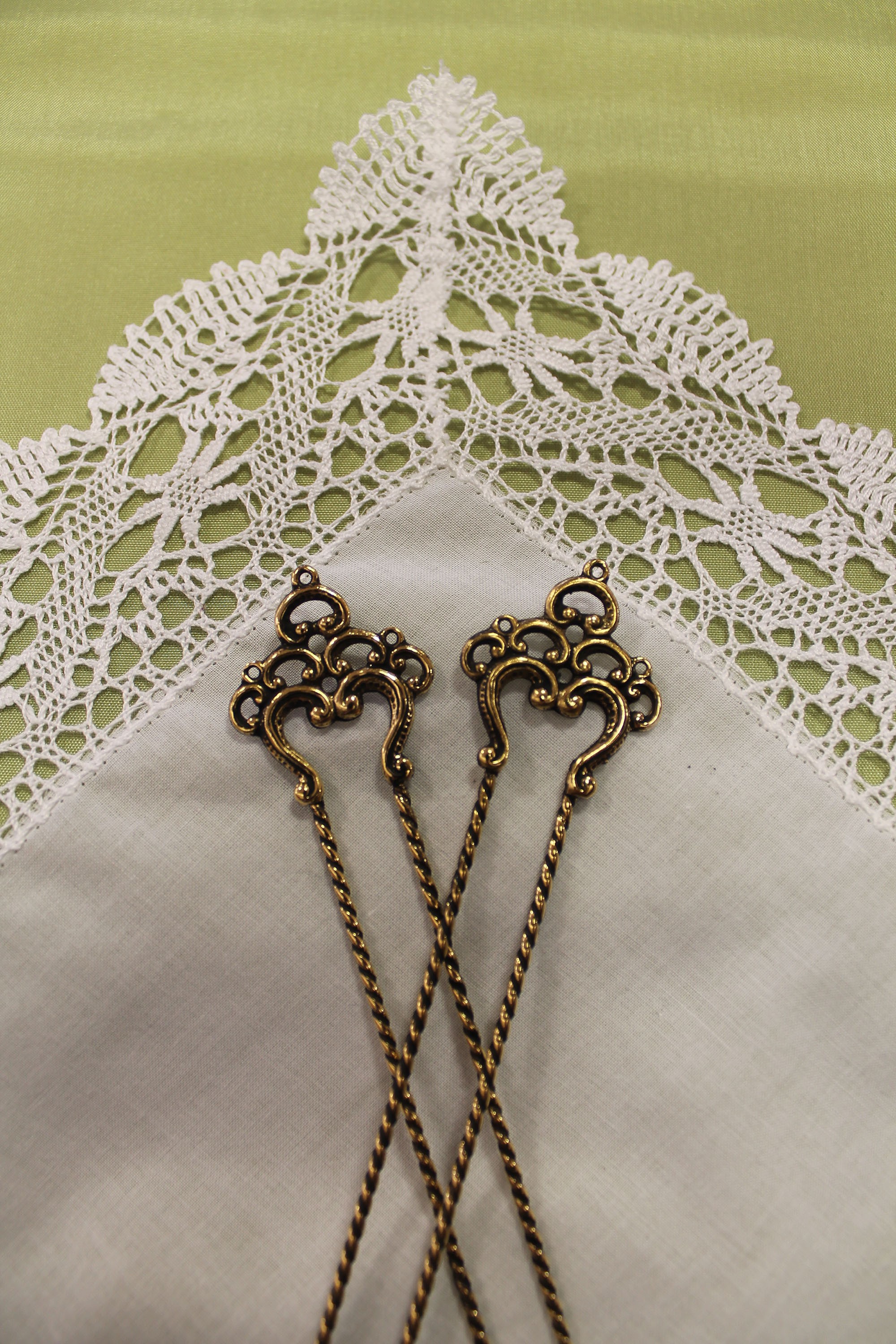 Pinchos :: Complementos :: Regional :: Tejidos e indumentaria regional ...