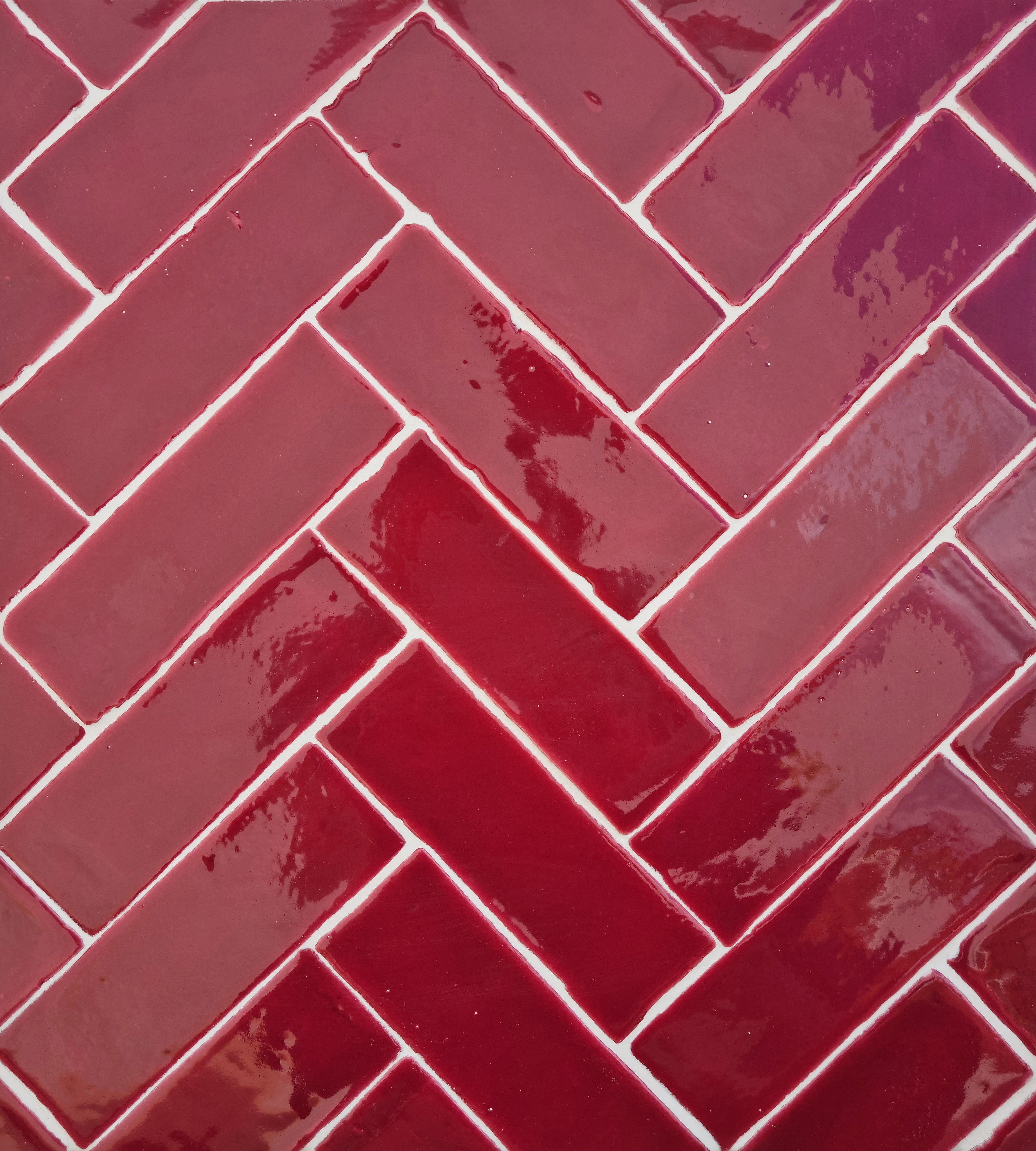 G001 Red (Gloss) :: Colour range :: Handmade Wall Tiles :: ALTERET ...