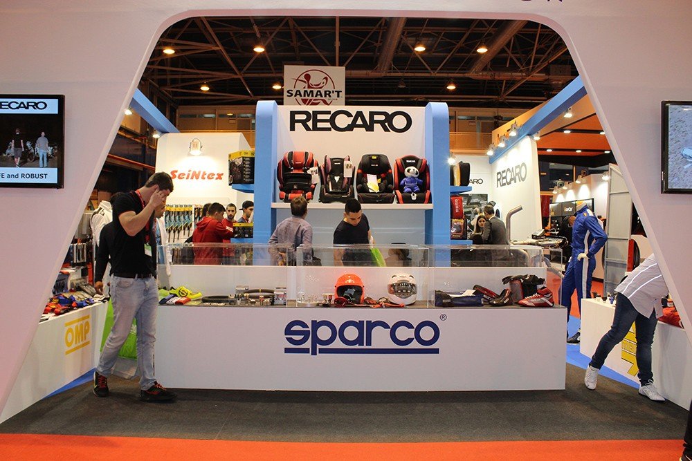 Diseño y montaje de stands.