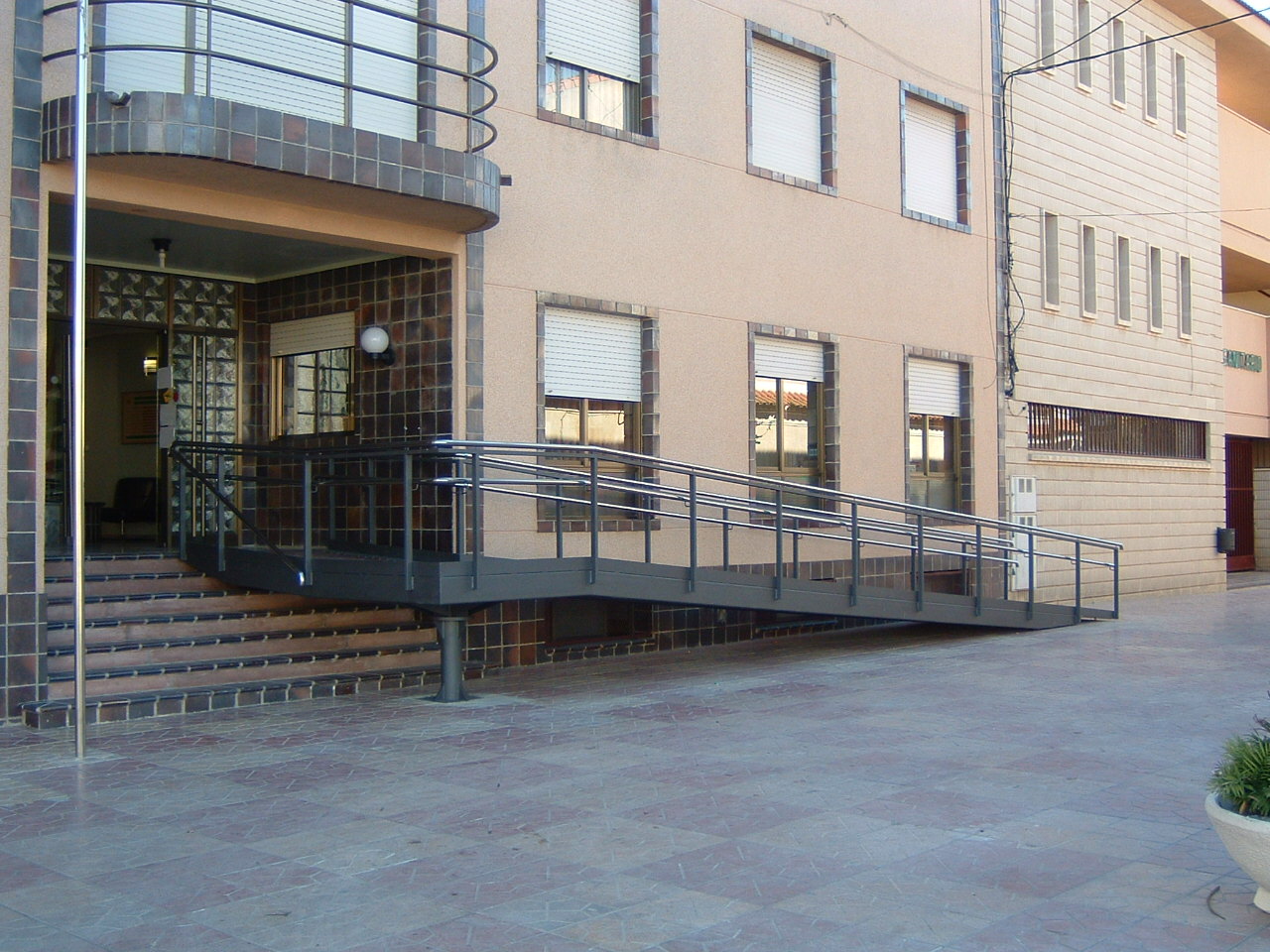 Rampa acceso a Ayuntamiento :: OBRA PÚBLICA :: NUÑO ARQUITECTURA ...